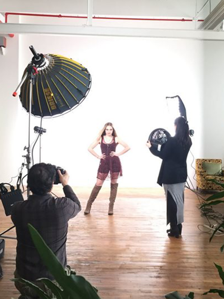 teaser-page-featured-image-models-at-work2-450x600 - Look Models and Actors